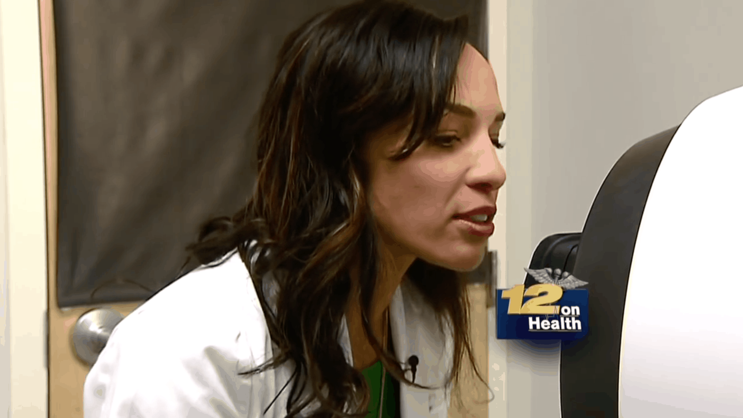 Dr. Nichols Uses The Skin Scope - NicholsMD of Greenwich